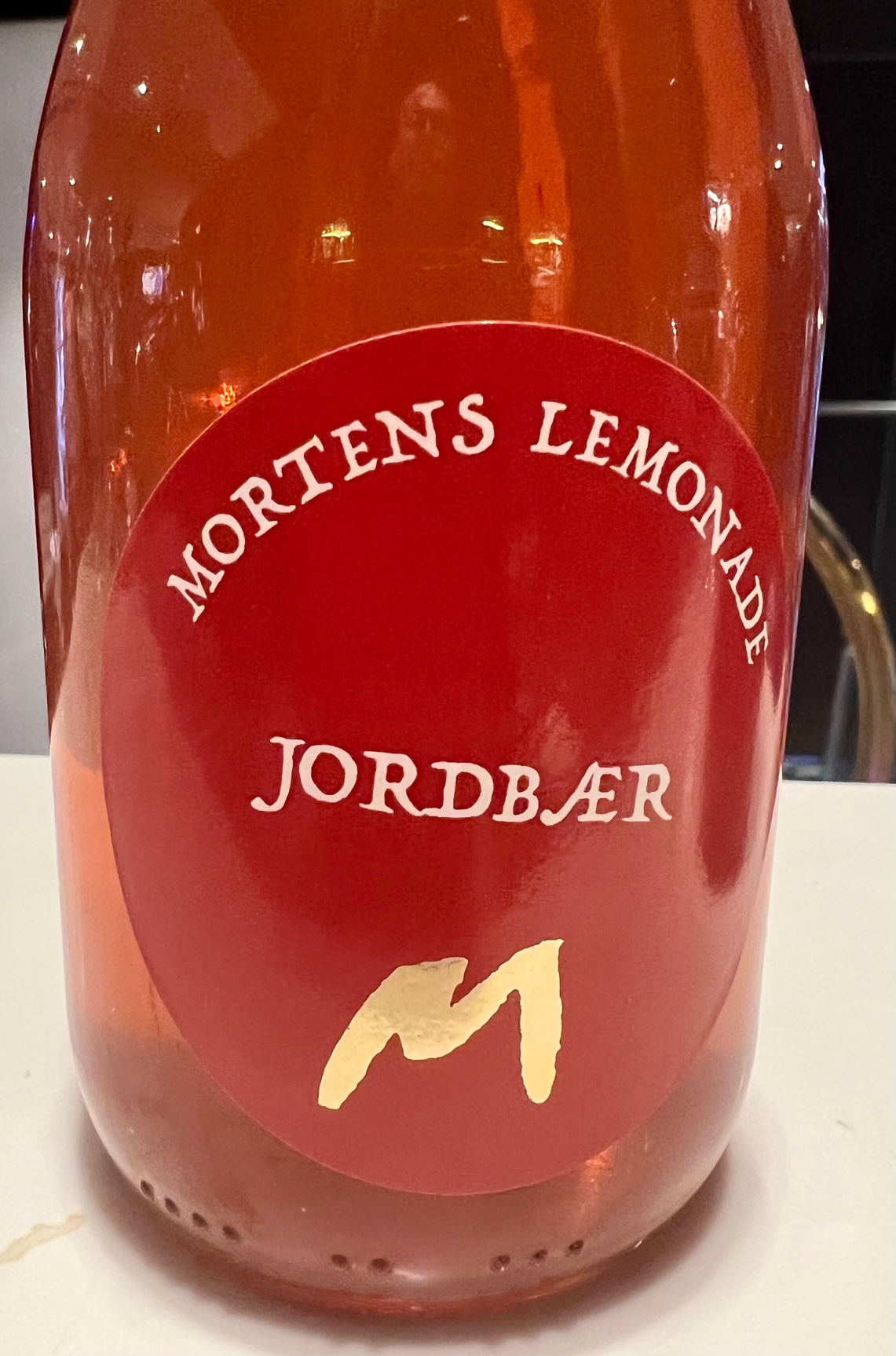 25 Cl Mortens Lemonade Med Jordb r Og Hyben Mortens Kro 25 Cl Mortens Lemonade Med Jordb r Og Hyben Mortens Kro