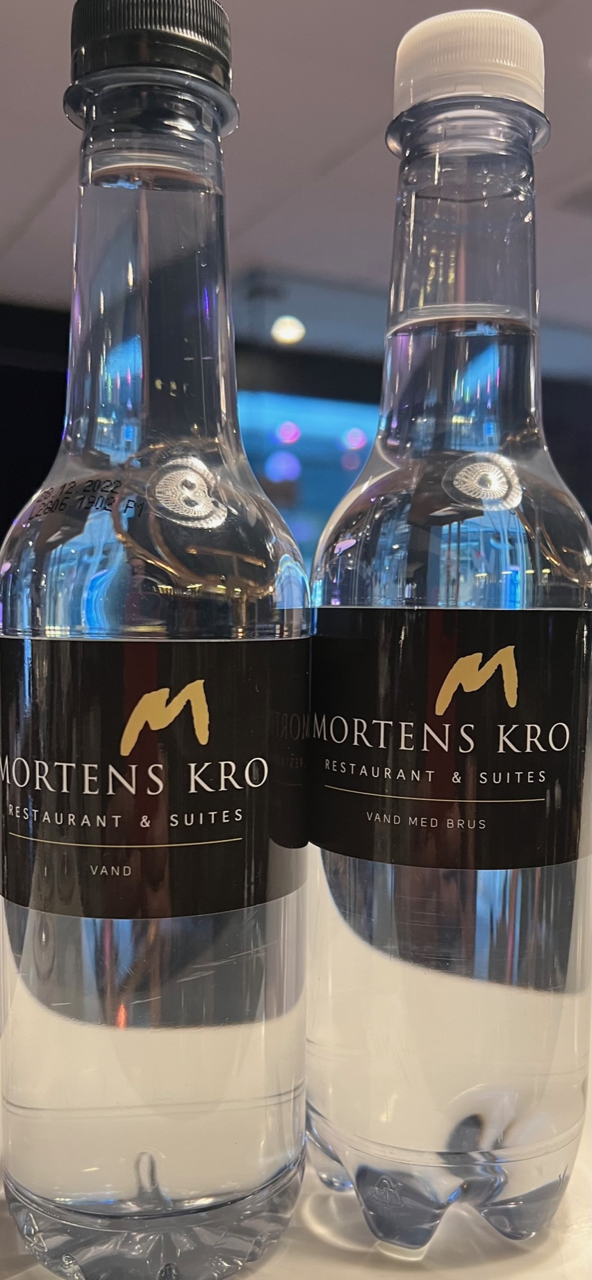 Mortens Vand 70 cl med bobler fra Istidskilden | Mortens Kro